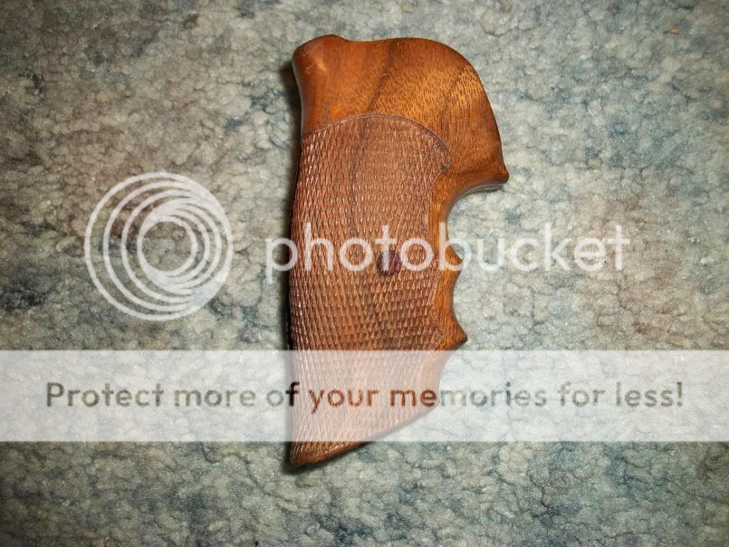 Fuzzy Farrant N-Frame Grips | Smith & Wesson Forum – The Community for ...